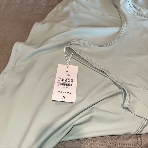HALARA | Dresses | Halara Everyday Backless Stretchy 2in Flare Golf ...